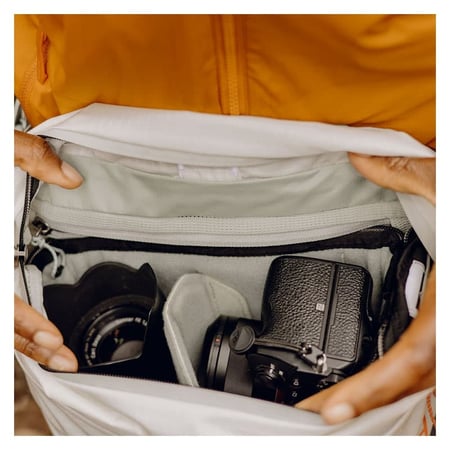 PEAK DESIGN Outdoor Sling 7L Cloud BAS-7-CD-1 | Cultura