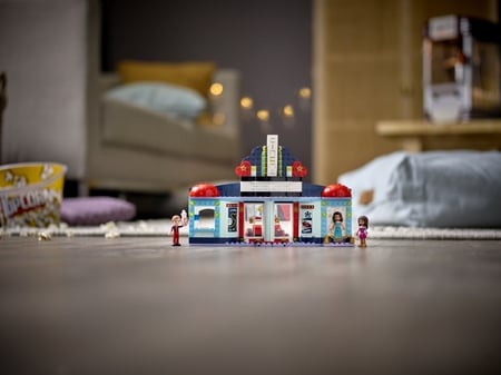 Le cinéma de Heartlake City - LEGO® Friends - 41448 - Jeux de ...