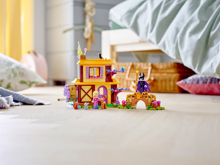 Le chalet dans la forêt d'Aurore - LEGO® Disney Princess - 43188 | Cultura