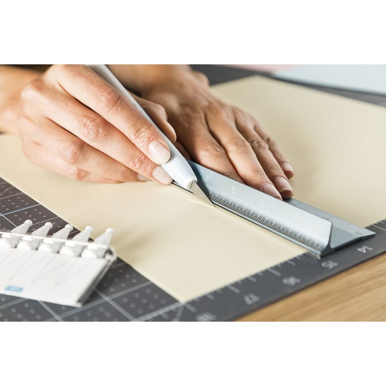 Cutter de précision bleu + 5 lames - Machines de Découpe - Les Machines ...